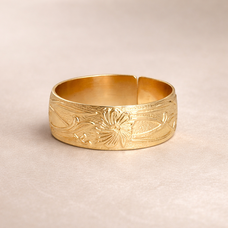 Marigold Ring - Floral Engraved Cigar Band – Rune and Light